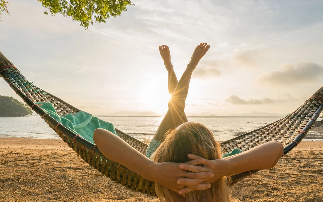 Zonvakantie - Westbound Travel